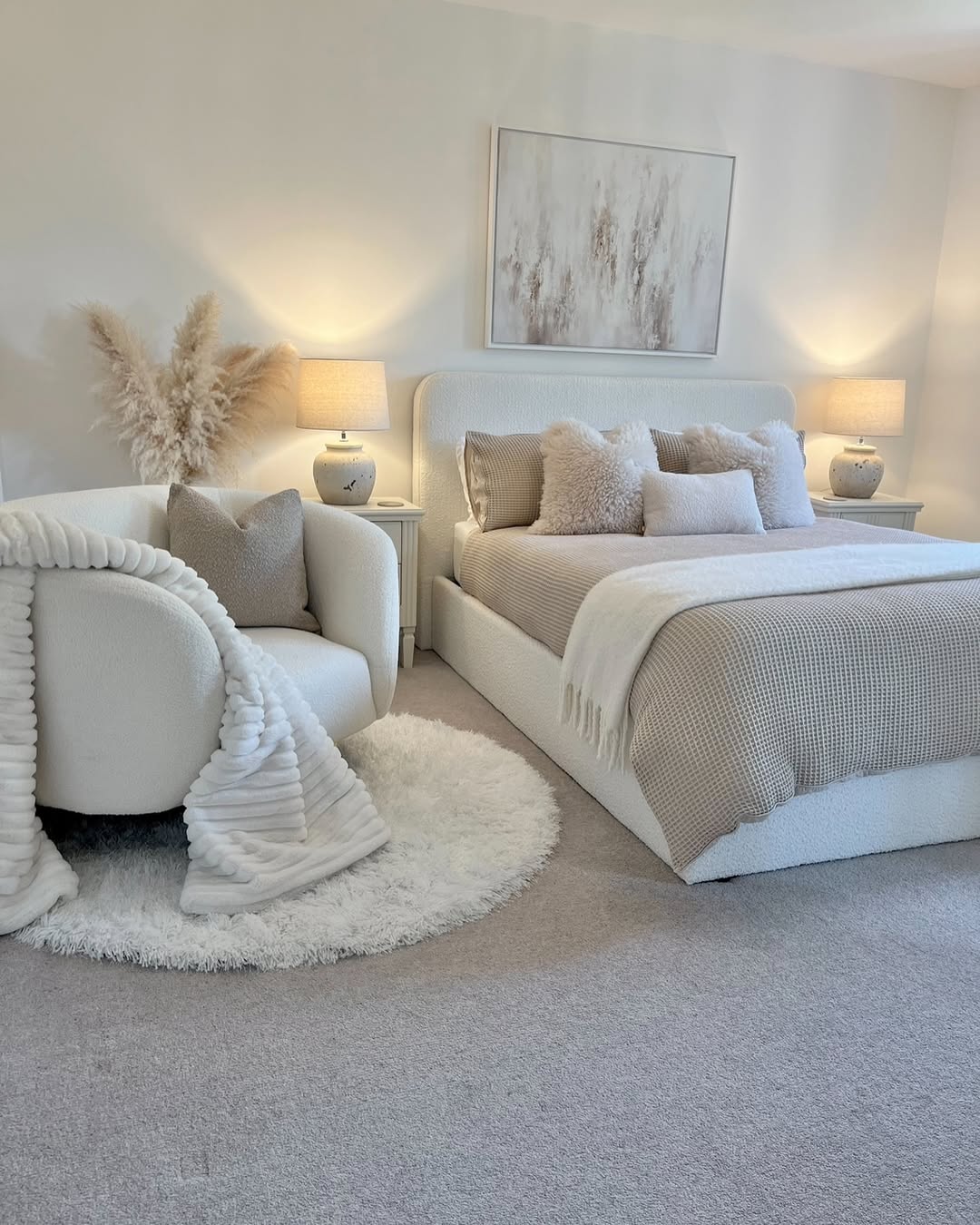 18 Pro Tips For The Perfect Welcoming Guest Bedroom